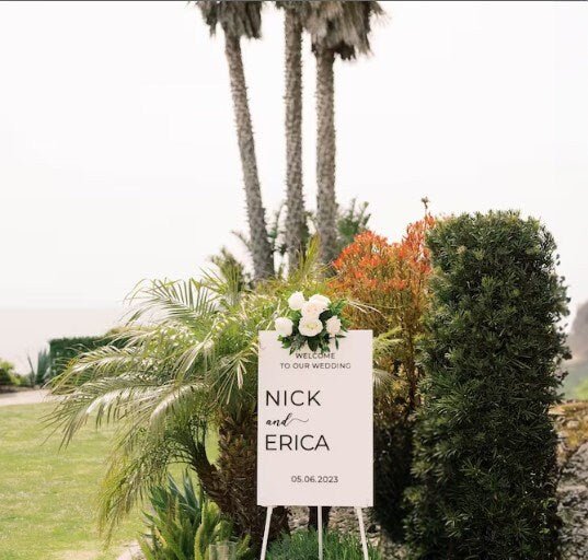 EVAN + TORI WEDDING WELCOME SIGN – Small Town Timbers