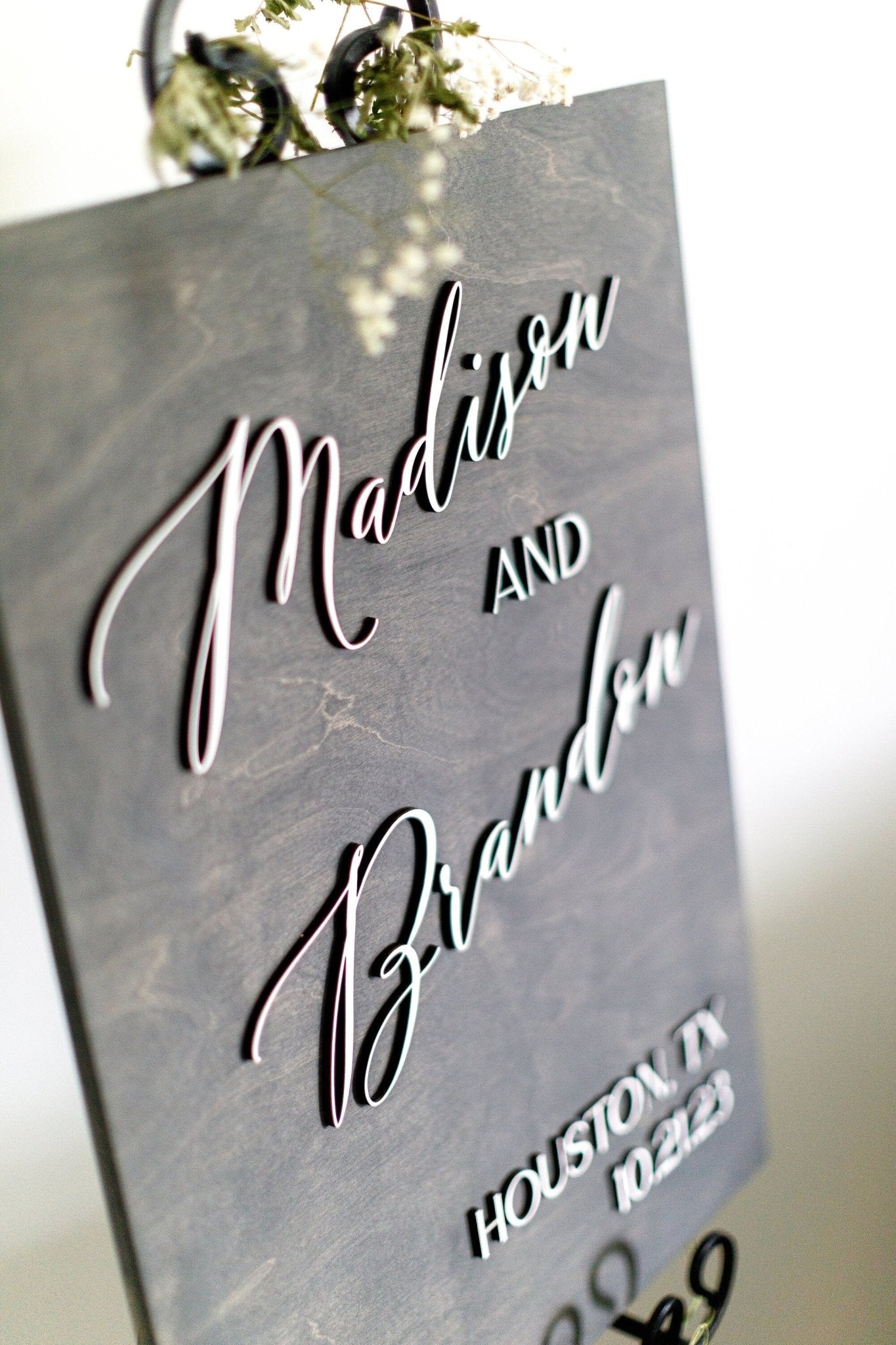 MADISON + BRANDON WEDDING WELCOME SIGN – Small Town Timbers